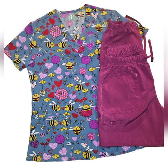 Smart Scrubs | Other | Bees Scrub Set | Poshmark